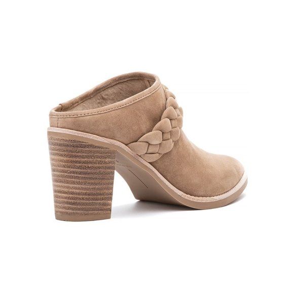Dolce Vita | Shoes | Dolce Vita Serla Braided Mules Truffle Suede Size ...